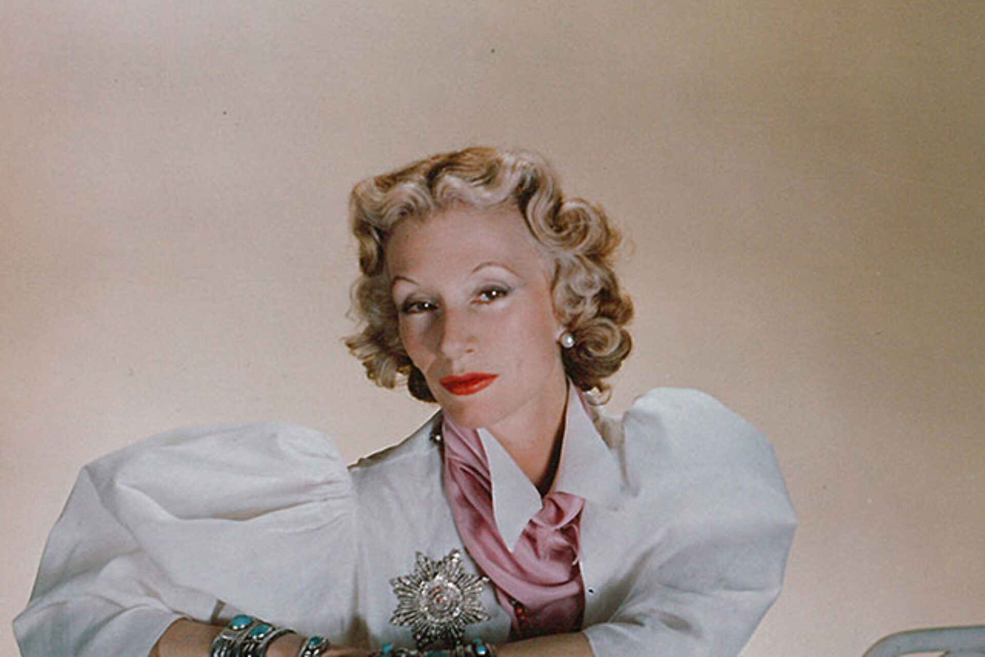 Shopping in Taos - Outdoor Gear & Gifts | Taos Ski Valley