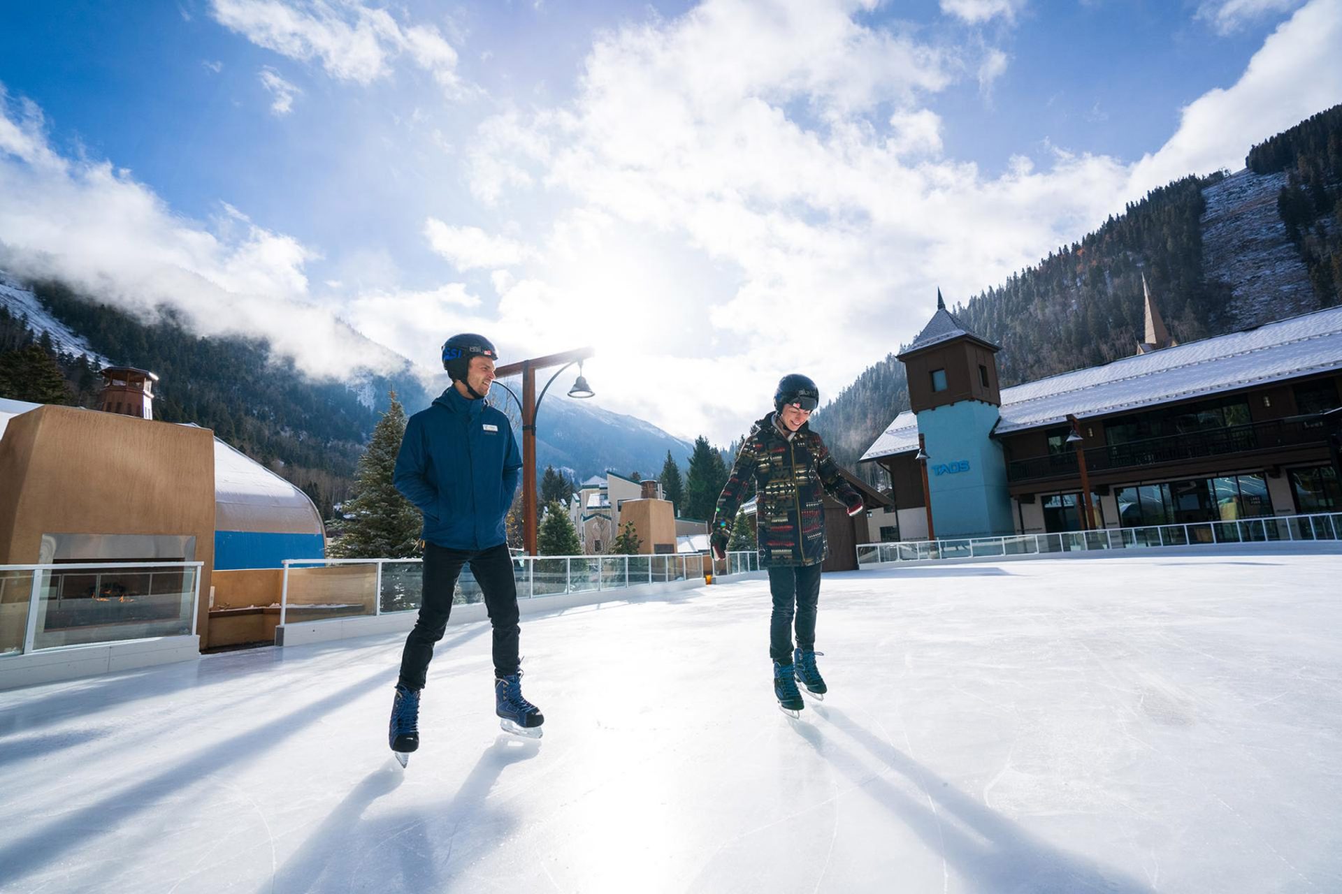 Winter Activities - Ski & Snowboard | Taos Ski Valley